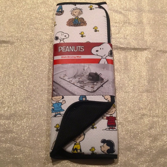 Peanuts | Kitchen | Peanutsnwt Snoopy Dish Drying Mat | Poshmark